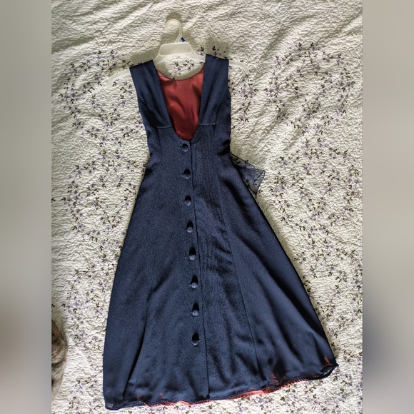 Dresses | Iconic Vintage Sleeveless Dress | Poshmark